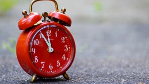 What time do you get up? | Learn English Vocabulary